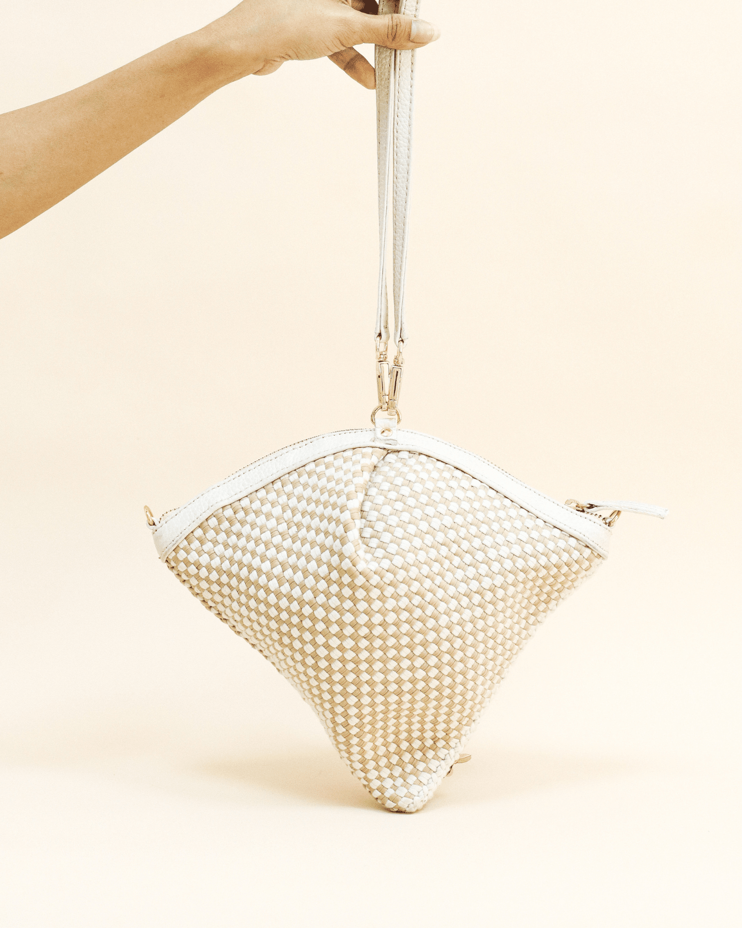 Benguet Petal Bag Beige