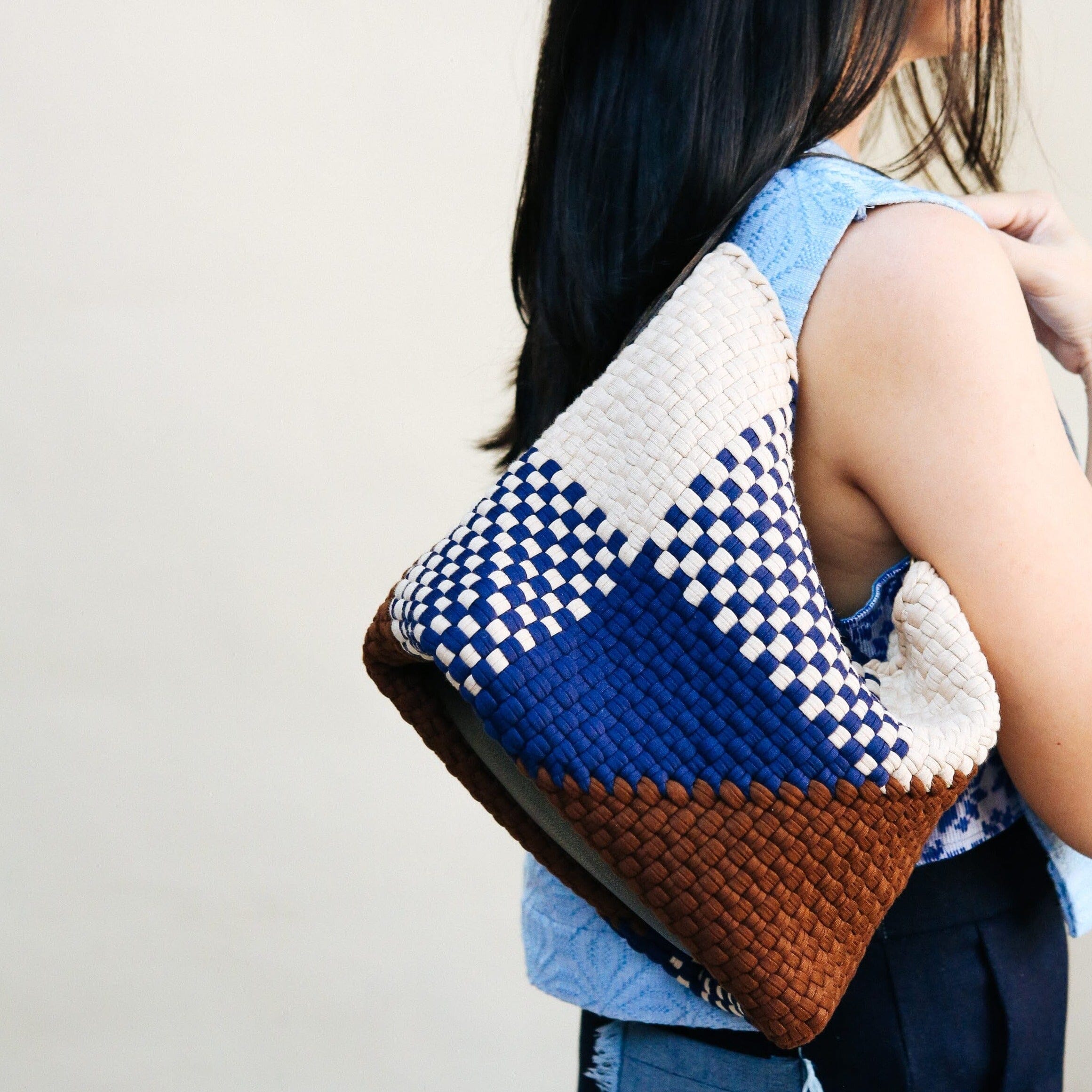 Buslo Mini Diagonal Weave Brown & Navy
