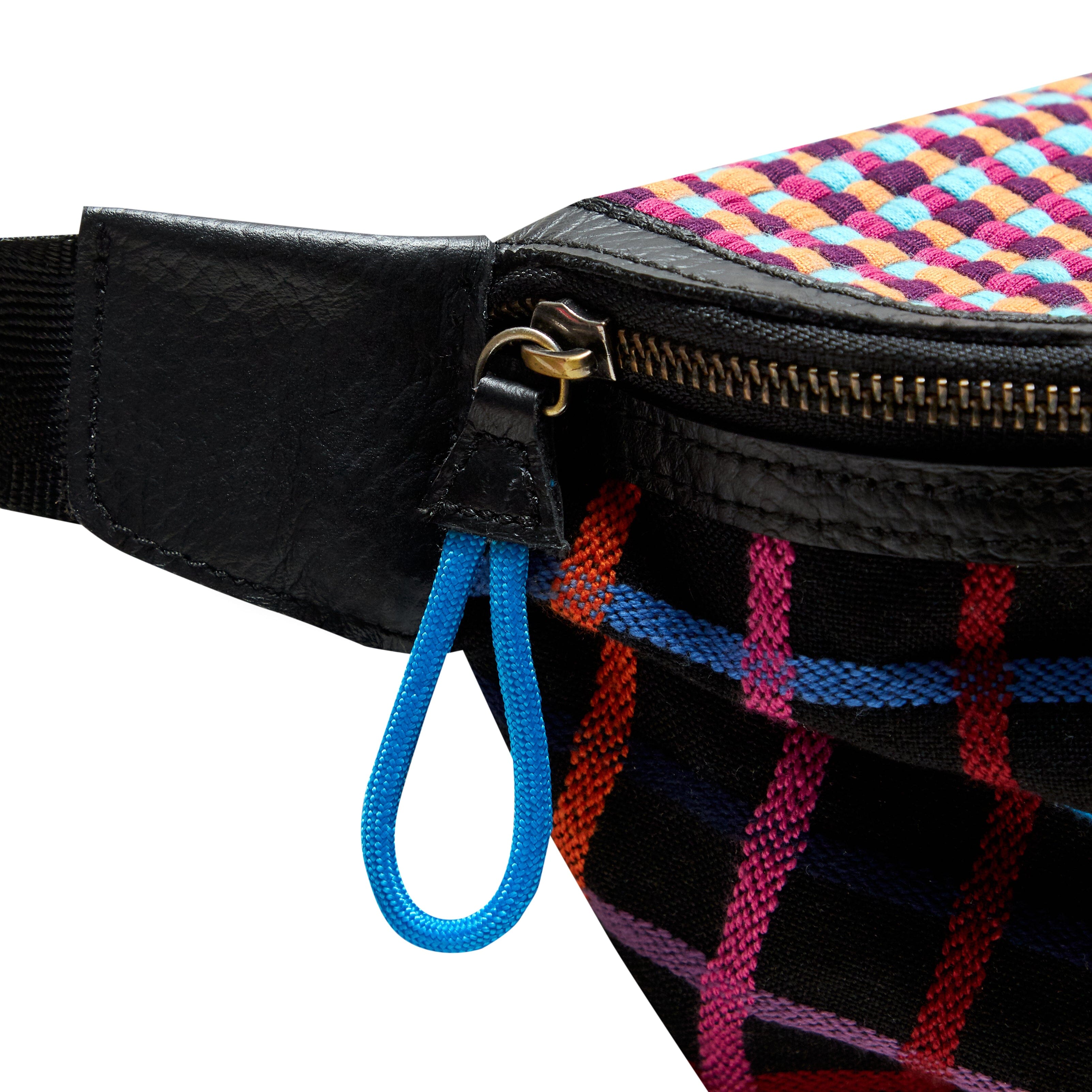 [R2R x DoiTung] Fanny Pack Black