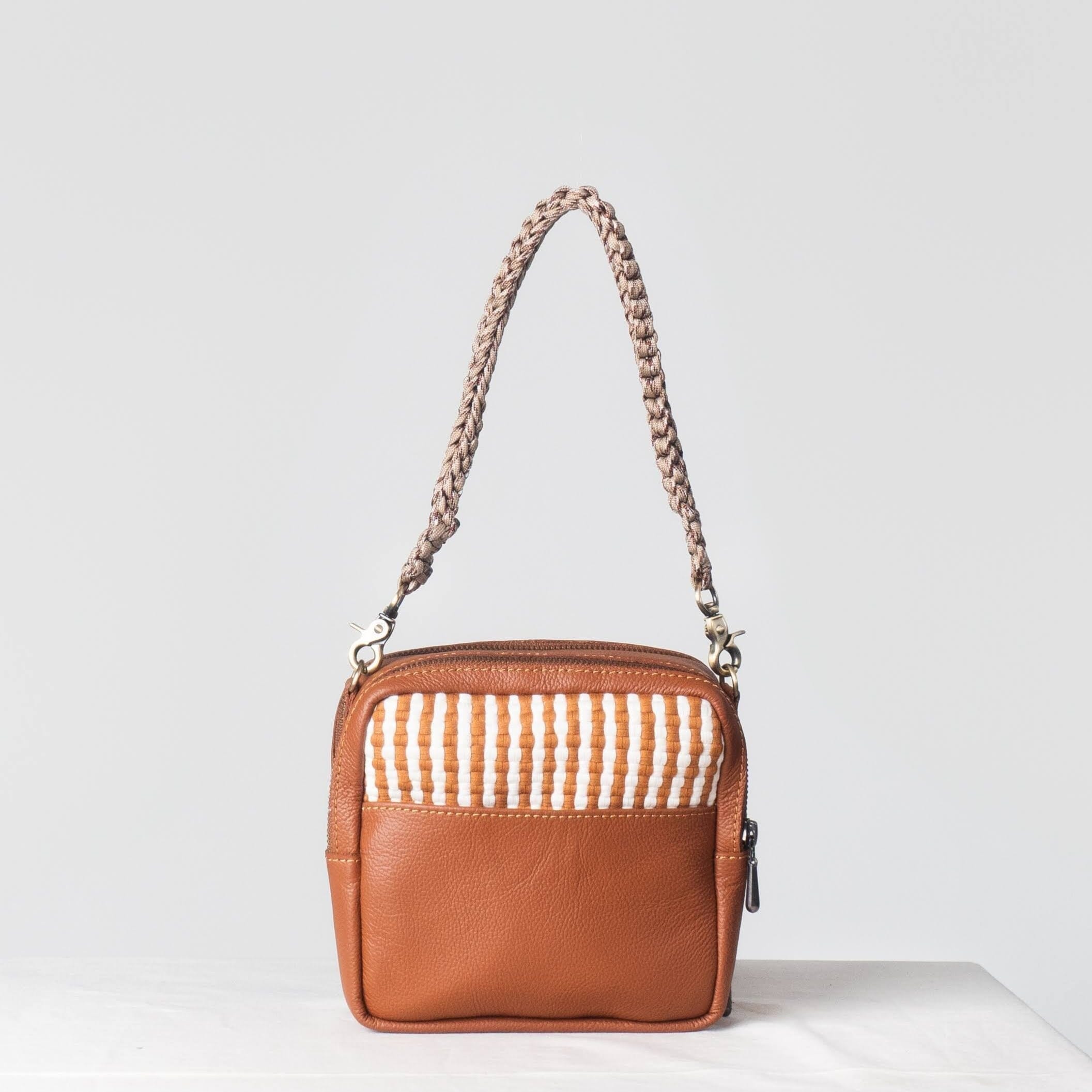 Biyahe Baunan Tan & Beige