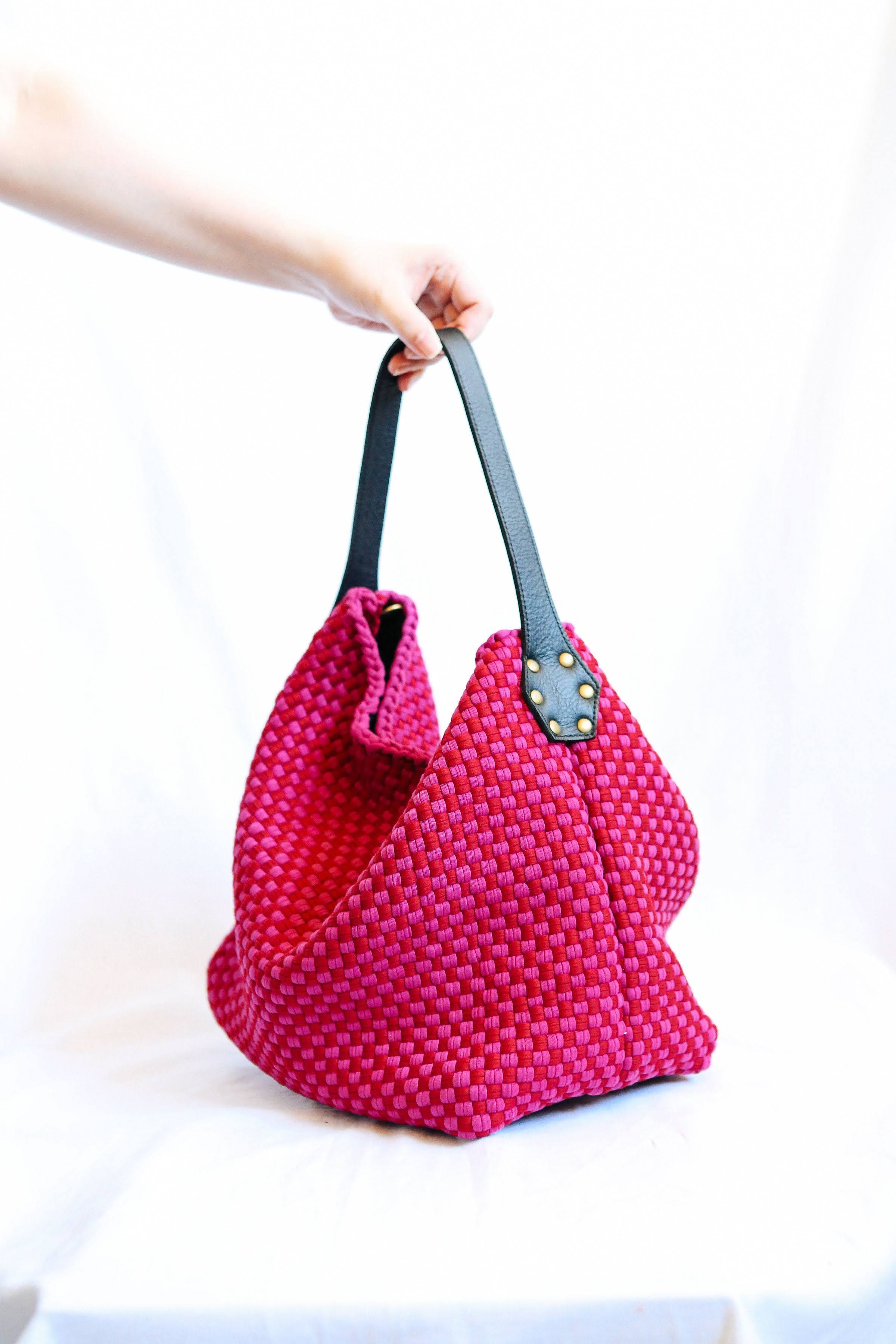 Buslo Checkerboard Red & Fuchsia