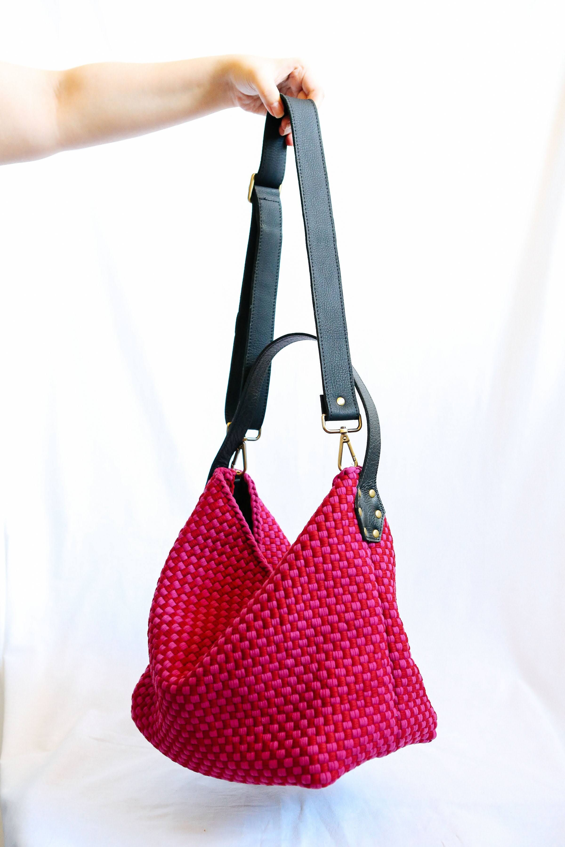 Buslo Checkerboard Red & Fuchsia