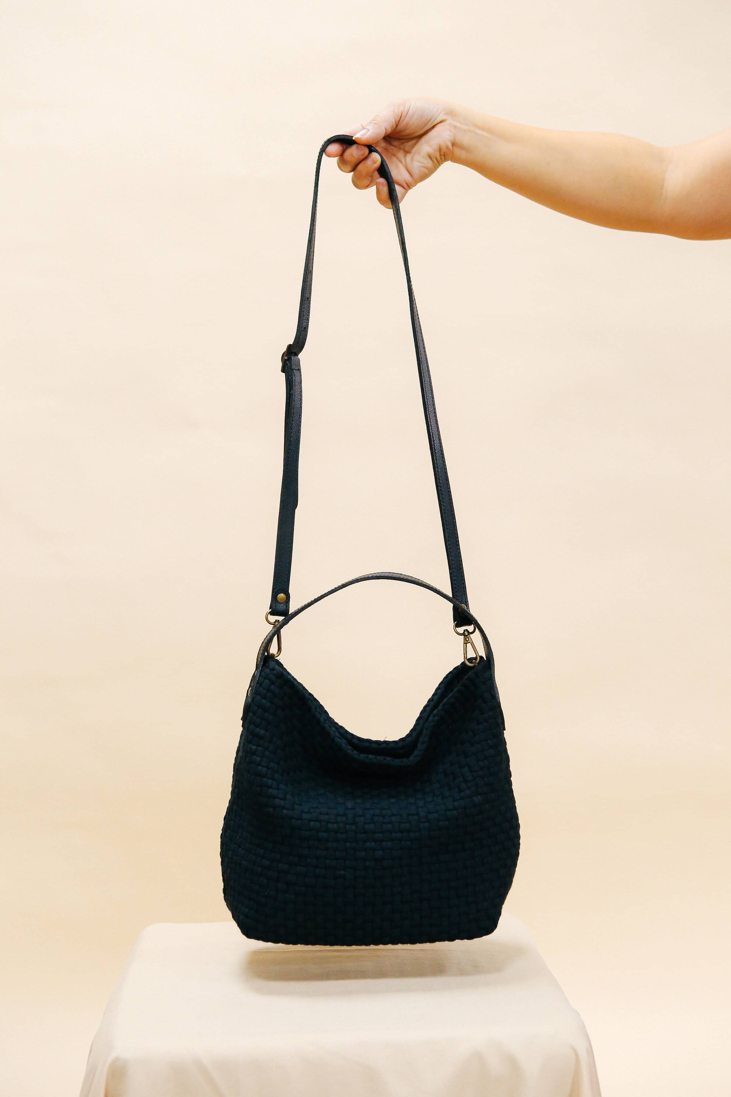 Buslo Mini Monochrome Black